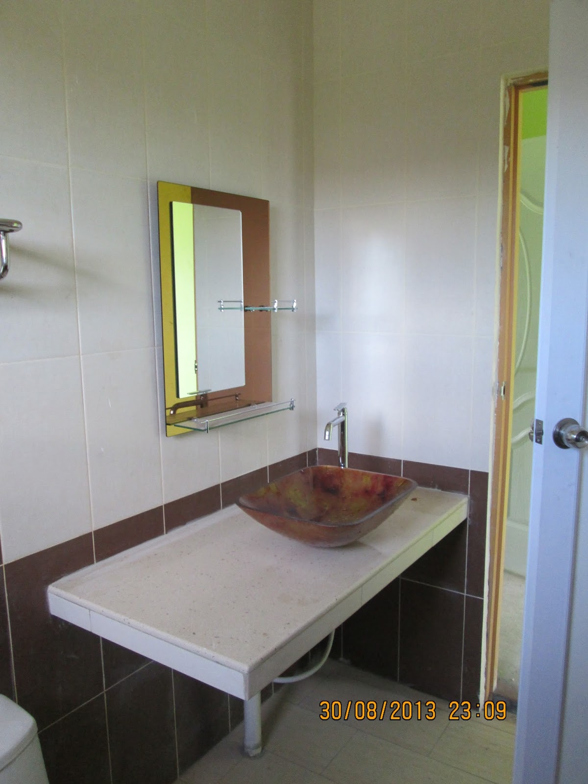 CHAN PLASTER & RENOVATION: PEMASANGAN TILES UNTUK TANDAS DI TAMAN KO ...