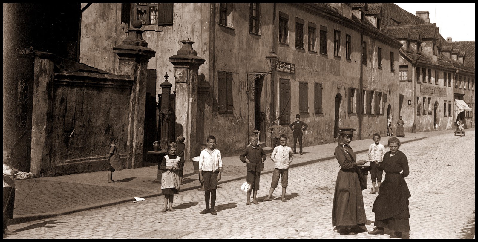 88 Rare and Amazing Historical Photographs of Nuremberg, Germany in the ...