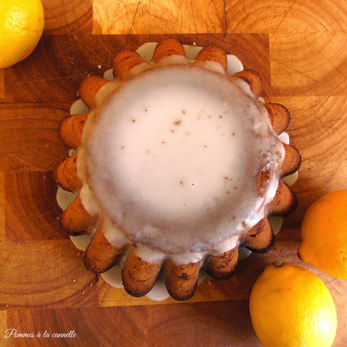 Pommes à la cannelle: Babka cytrynowa/Lemon baba