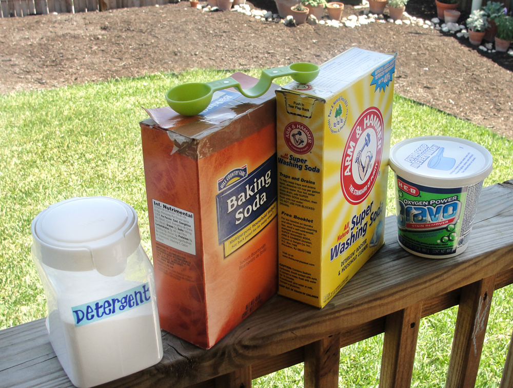 Far Beyond Designs: The Duped Project 10/50: Powdered Laundry Detergent