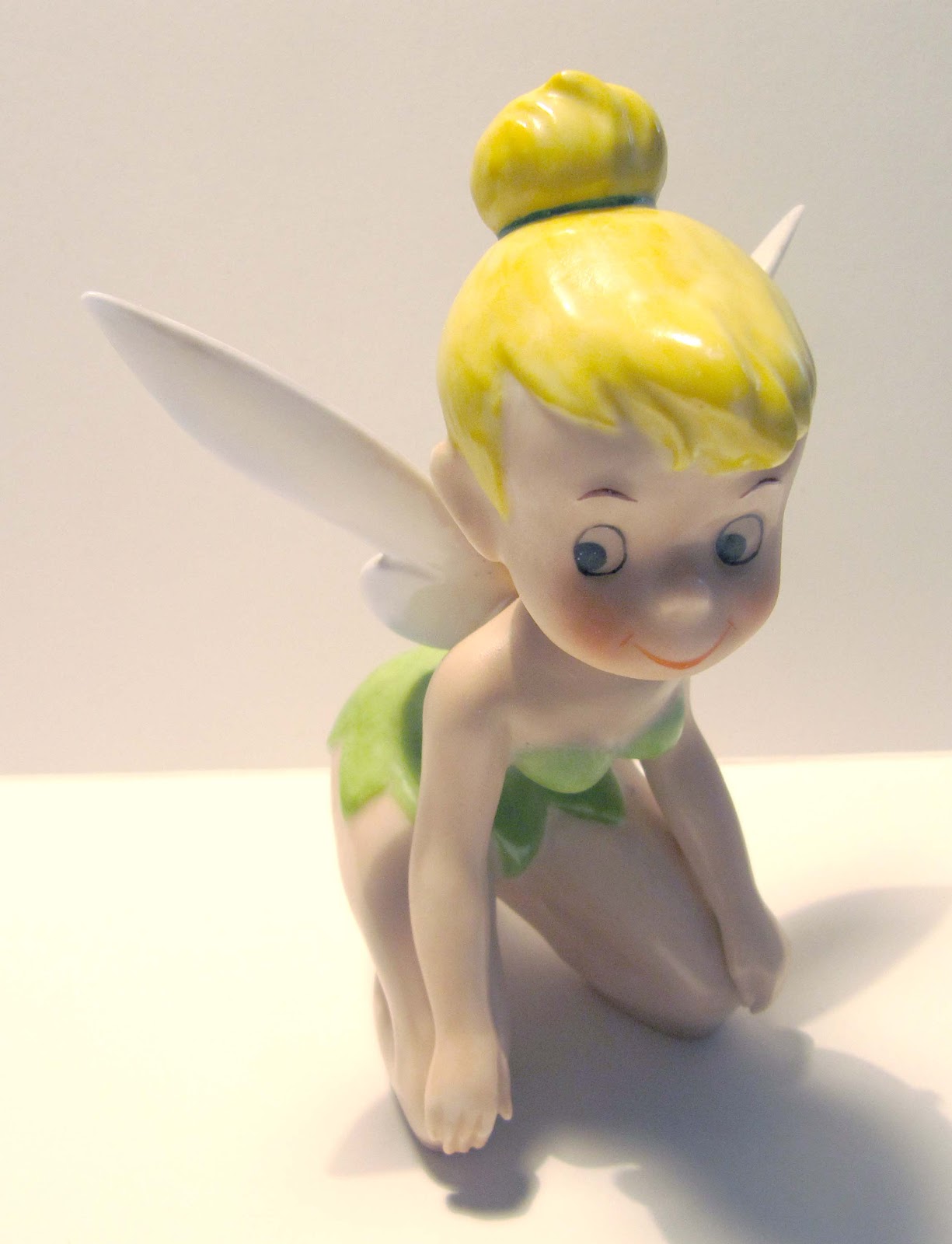 Random Neat Stuff: Disney Goebel DIS 189 - Tinker Bell Kneeling