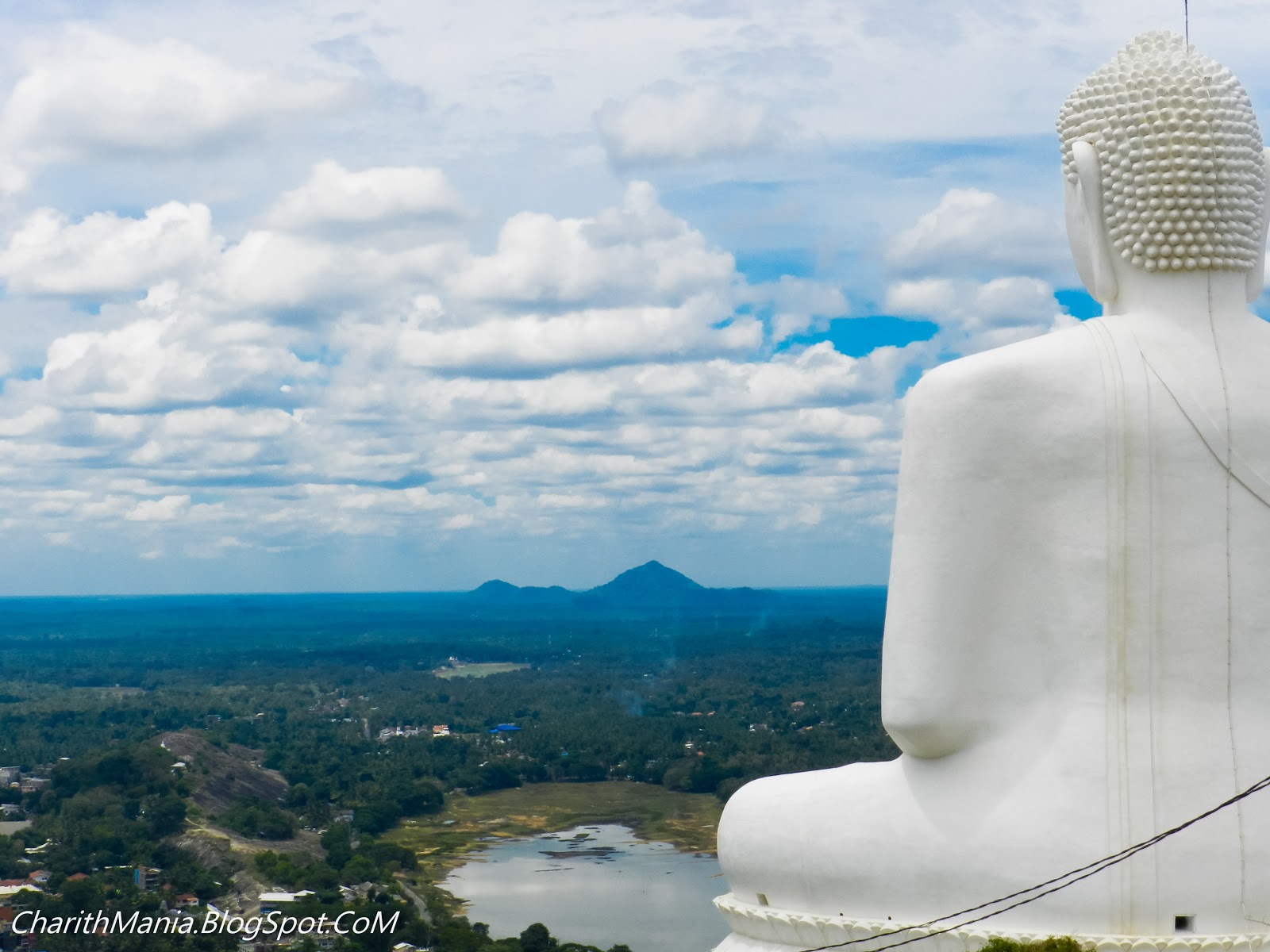 CharithMania: Ethagala (ඇතාගල) (the Elephant Rock)