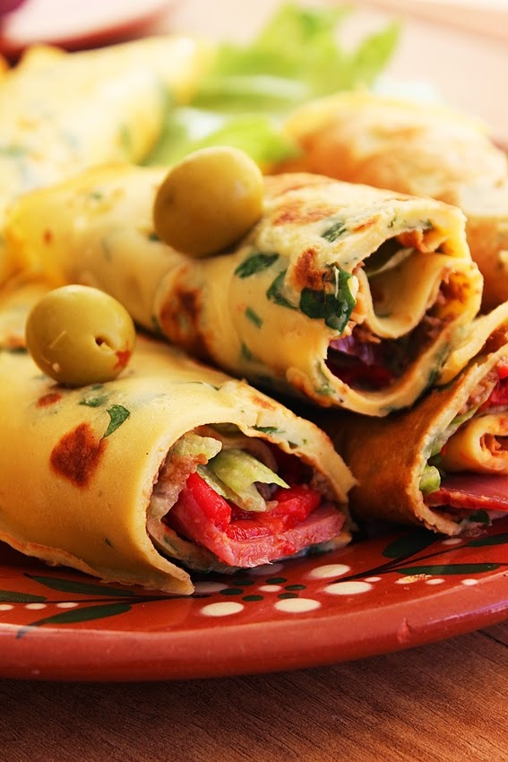 Cozinhadaduxa: Crepes Salgados com Salpicão de Perú e Azeitonas Verdes