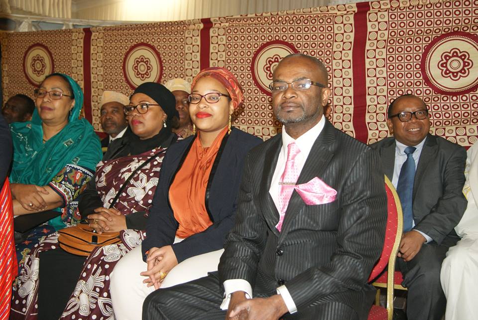 Les poids lourds du parti Juwa débarquent en masse aux Comores ...