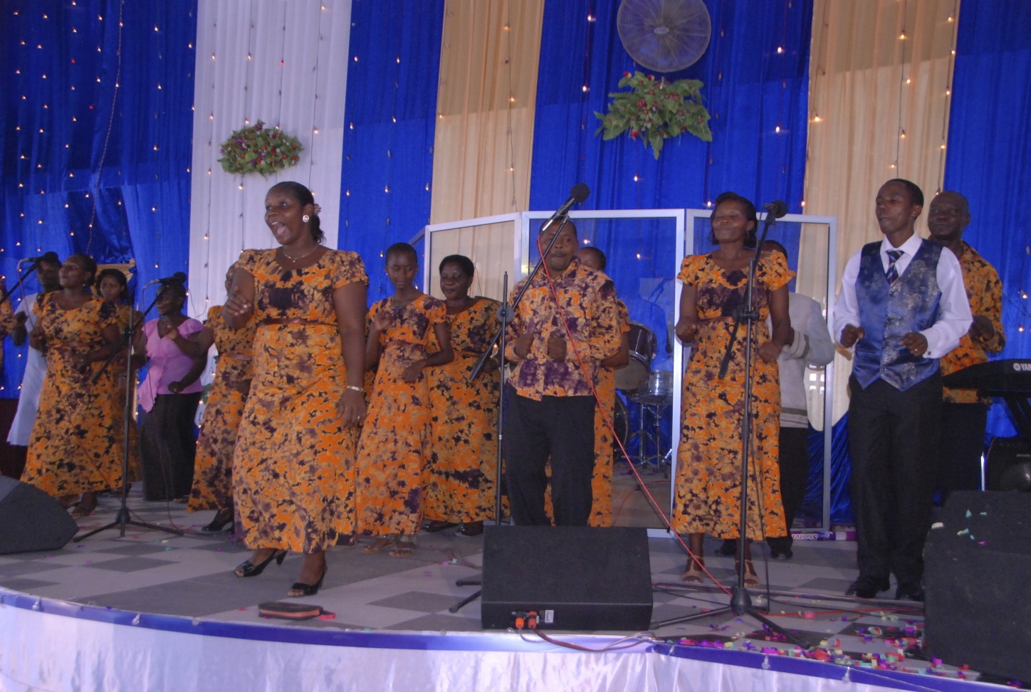 KARIBU TANZANIA ASSEMBLIES OF GOD MWENGE: IMANI CHOIR