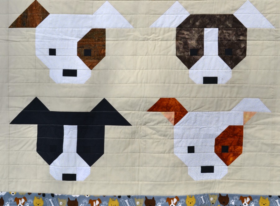 Bear, Dolly and Moi: puppy quilt: finished!
