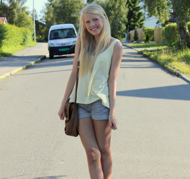 Aurora Mohn Stuedahl and Erica Mohn Kvam