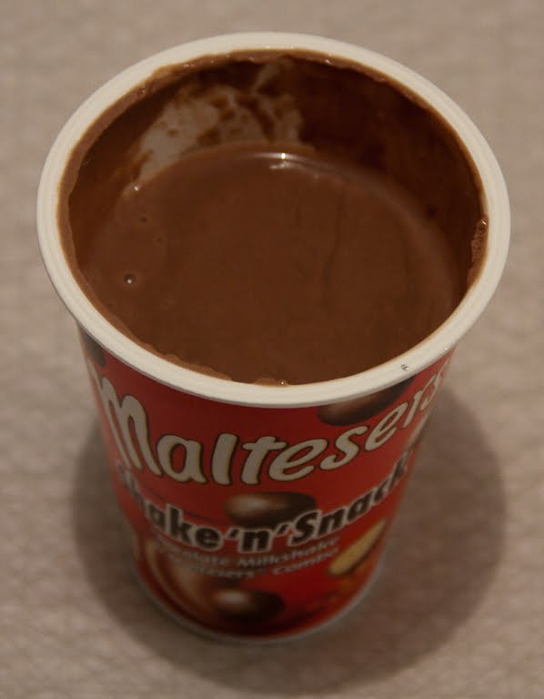 Candynstuff: Maltesers Shake 'n' Snack