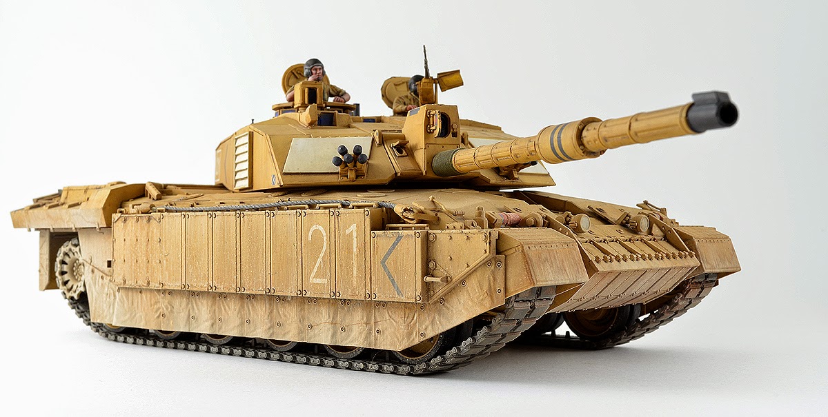 Pin-Up Miniatures Studio: Challenger 2 - 1/35 Tamiya