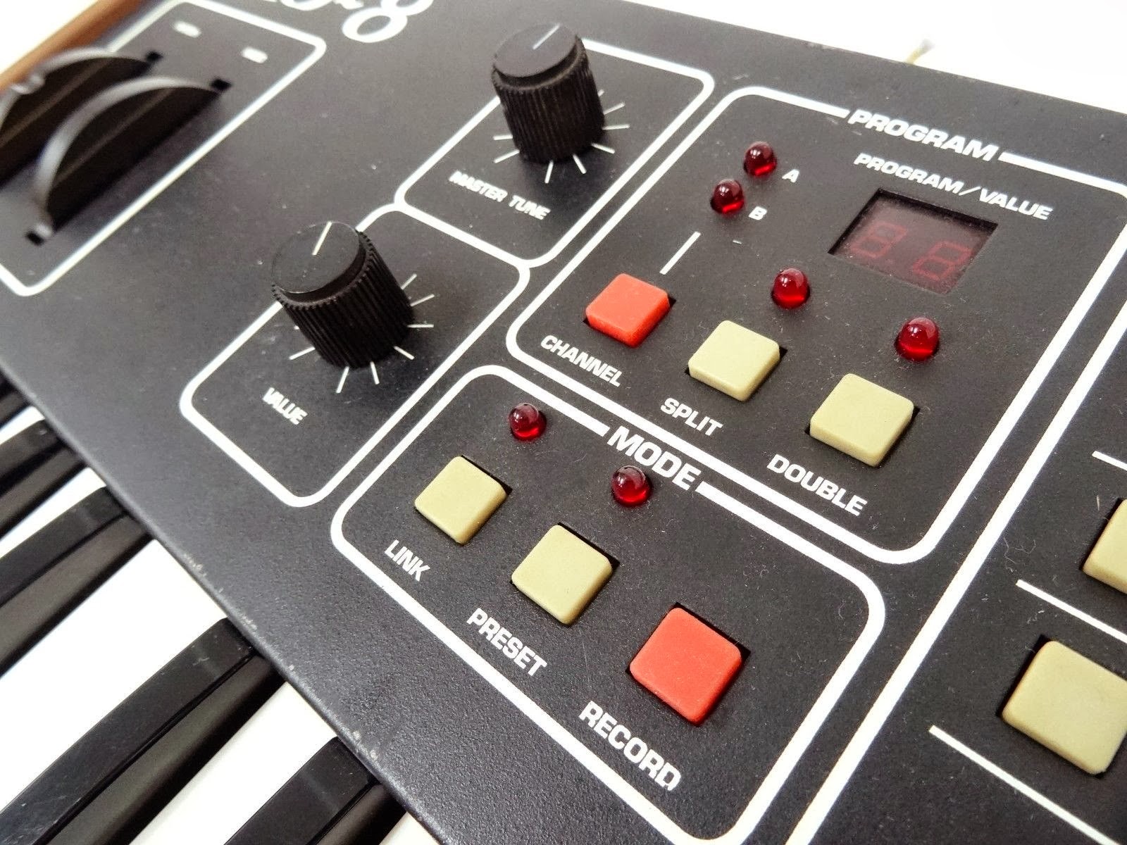 MATRIXSYNTH: Sequential Circuits PRO-8 Vintage Analog Synthesizer SN 02117