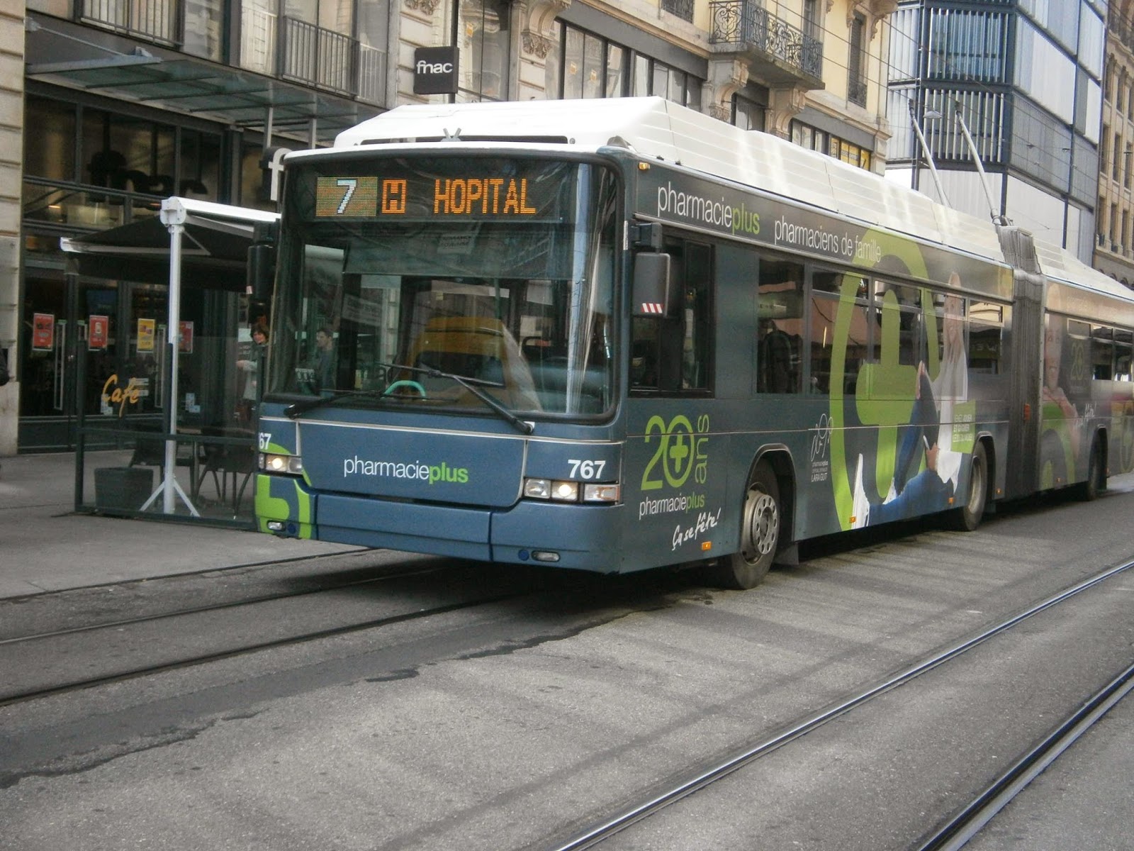 Rails sense fronteres: TPG - Troleibús BGT-N2C "Swisstrolley 2"