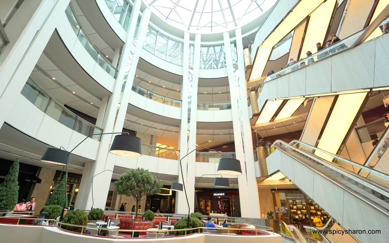 A Day At Sky Avenue Genting - Burger & Lobster, Cafes Richard And ...