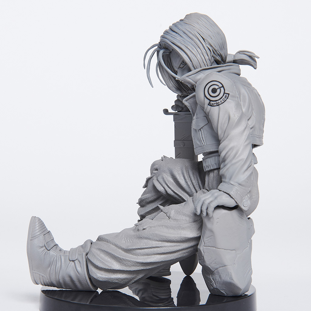 Prototipo de la figura de Trunks que el escultor Erick Sosa presenta al ...