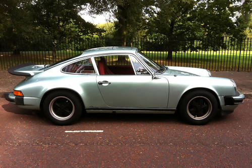 Carrera MFI 2.7: Ice Green Metallic & Russet