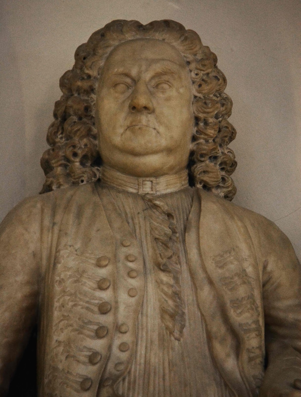 Bath, Art and Architecture: Beau Nash, Statue in the Pump Rooms Bath by ...