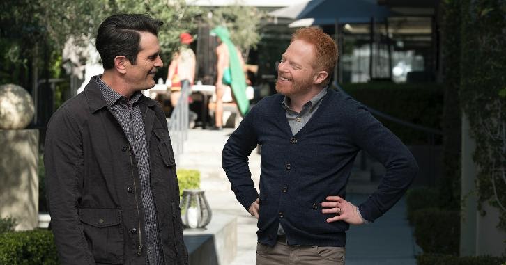 Modern Family - Episode 9.22 - Clash of Swords (Season Finale ...