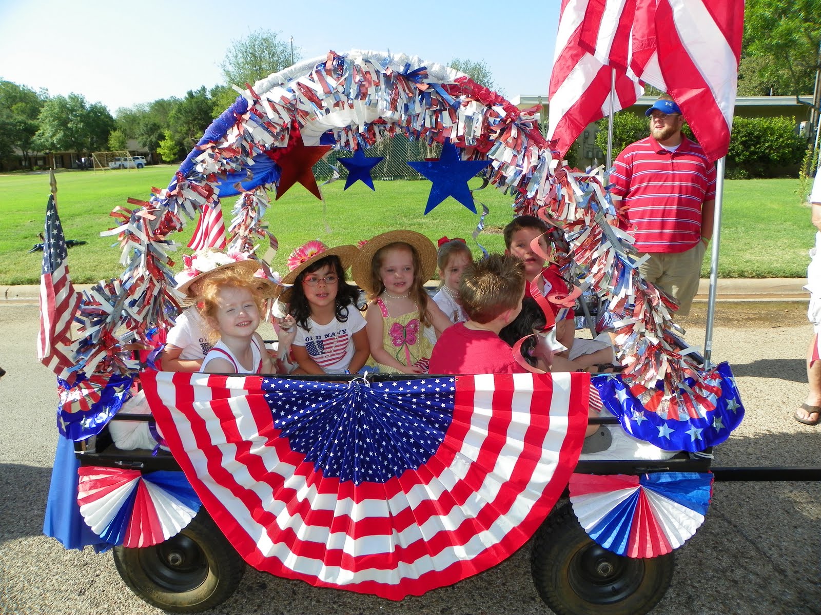 Flowerwood: Ellas Birthday Tea Party, 4th of July!!!