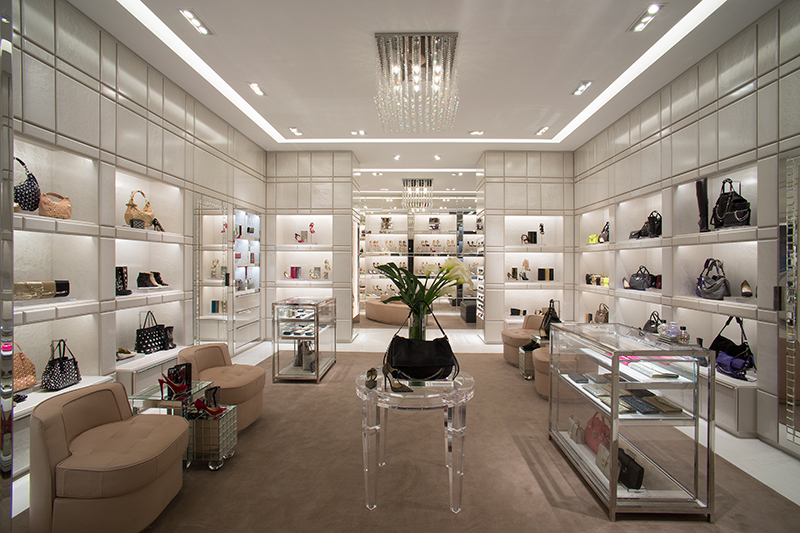 DESIGNER SPOTLIGHT : JIMMY CHOO - Reed Fashion Blog