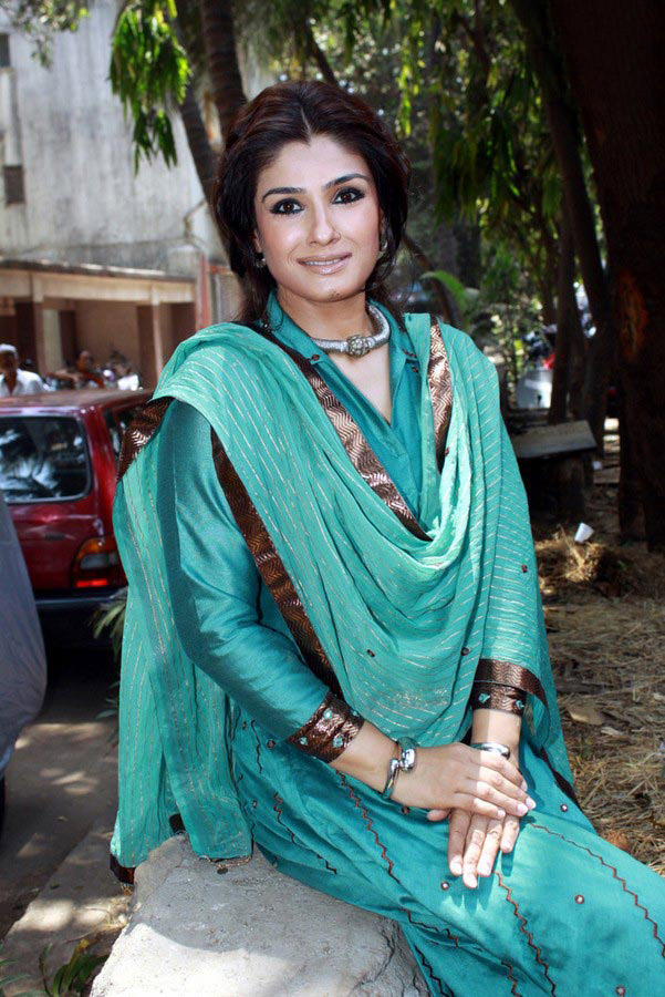 Raveena Tandon | Celebrities Photos Hub