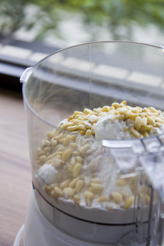 Food Makes Me Happy: Homemade Pine Nuts Tart with Red Bean Paste Filling