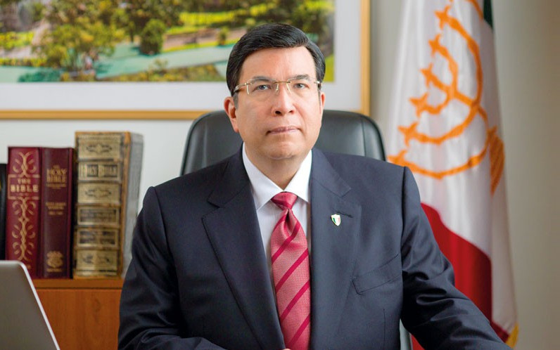 Ang IGLESIA NI CRISTO: Manila Standard: 2 Manalos appeal for Red Cross help