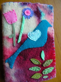 Hinterland Mama: Felt book covers~ for Grown-Ups and Children alike