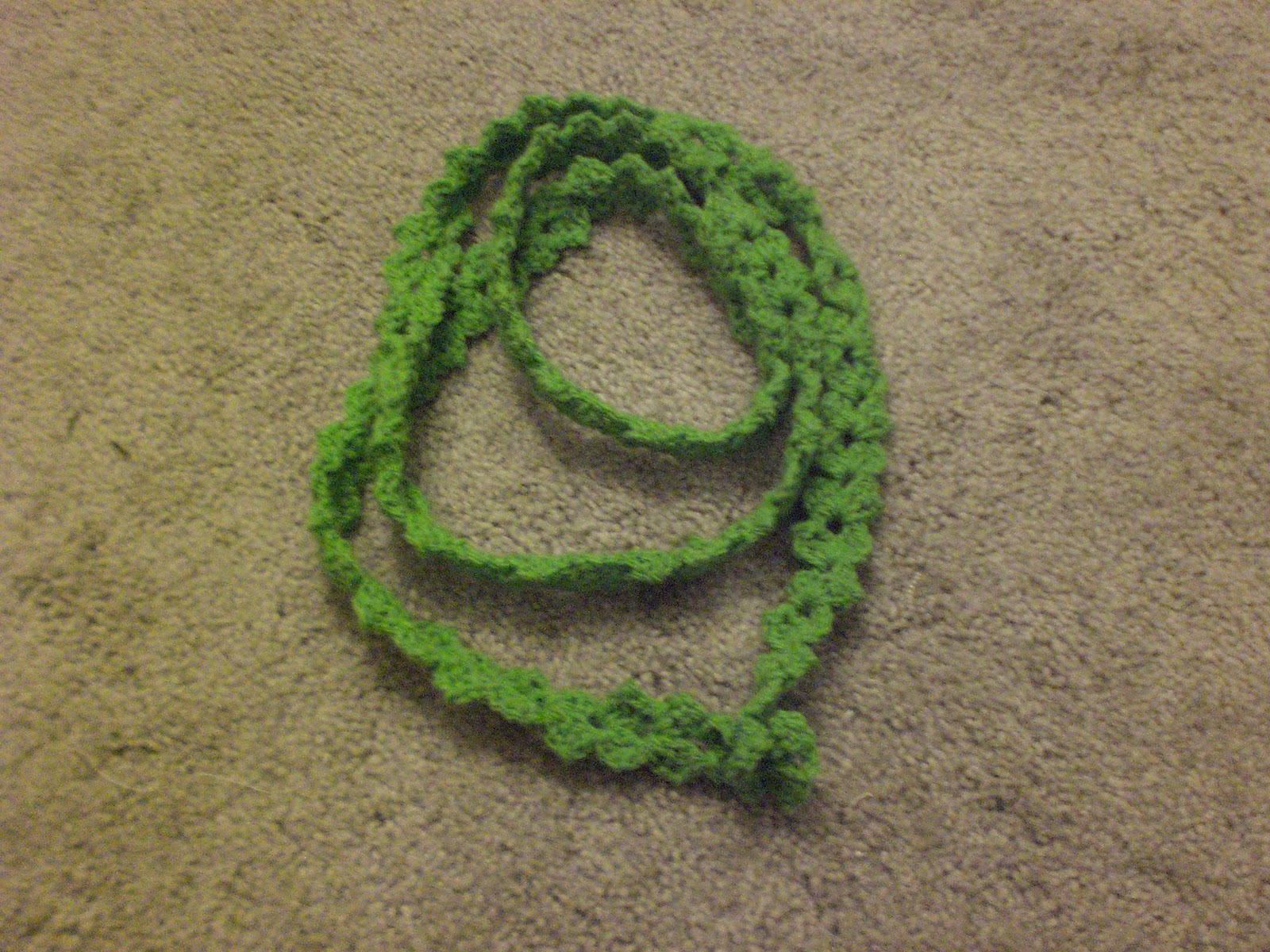 Tangles & Twists: Mini Scarves!