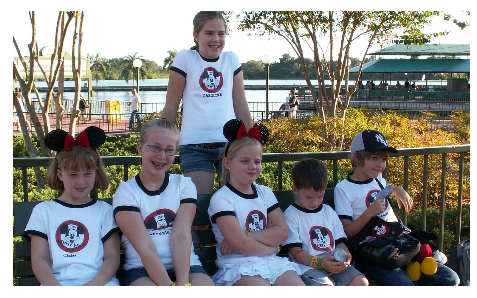 Merryweather's Cottage: DIY Disney Boxer Briefs from Tshirts