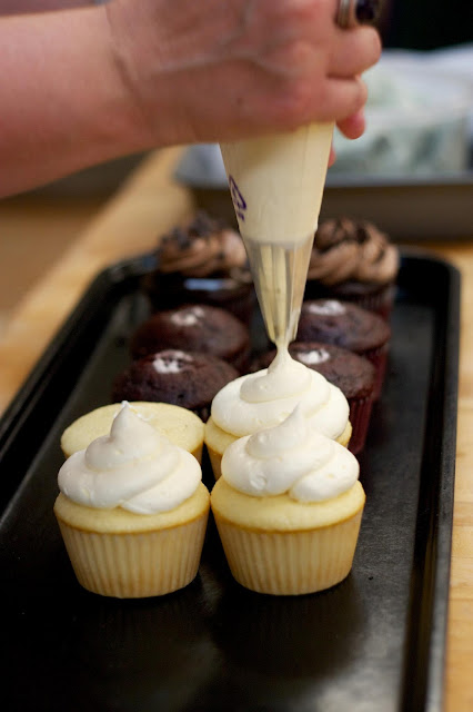 Cupcake & Cake Decorating Classes