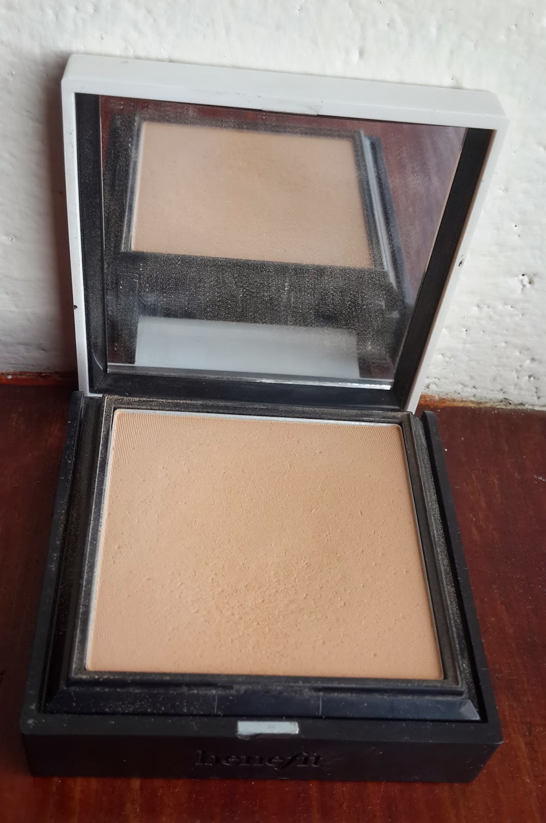 Benefit Hello Flawless Powder Review