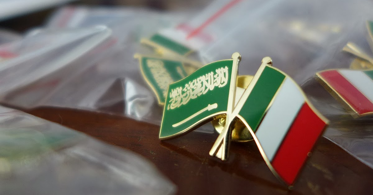 Lapel Pins Italy: The Best Lapel Pins are Made in Italy