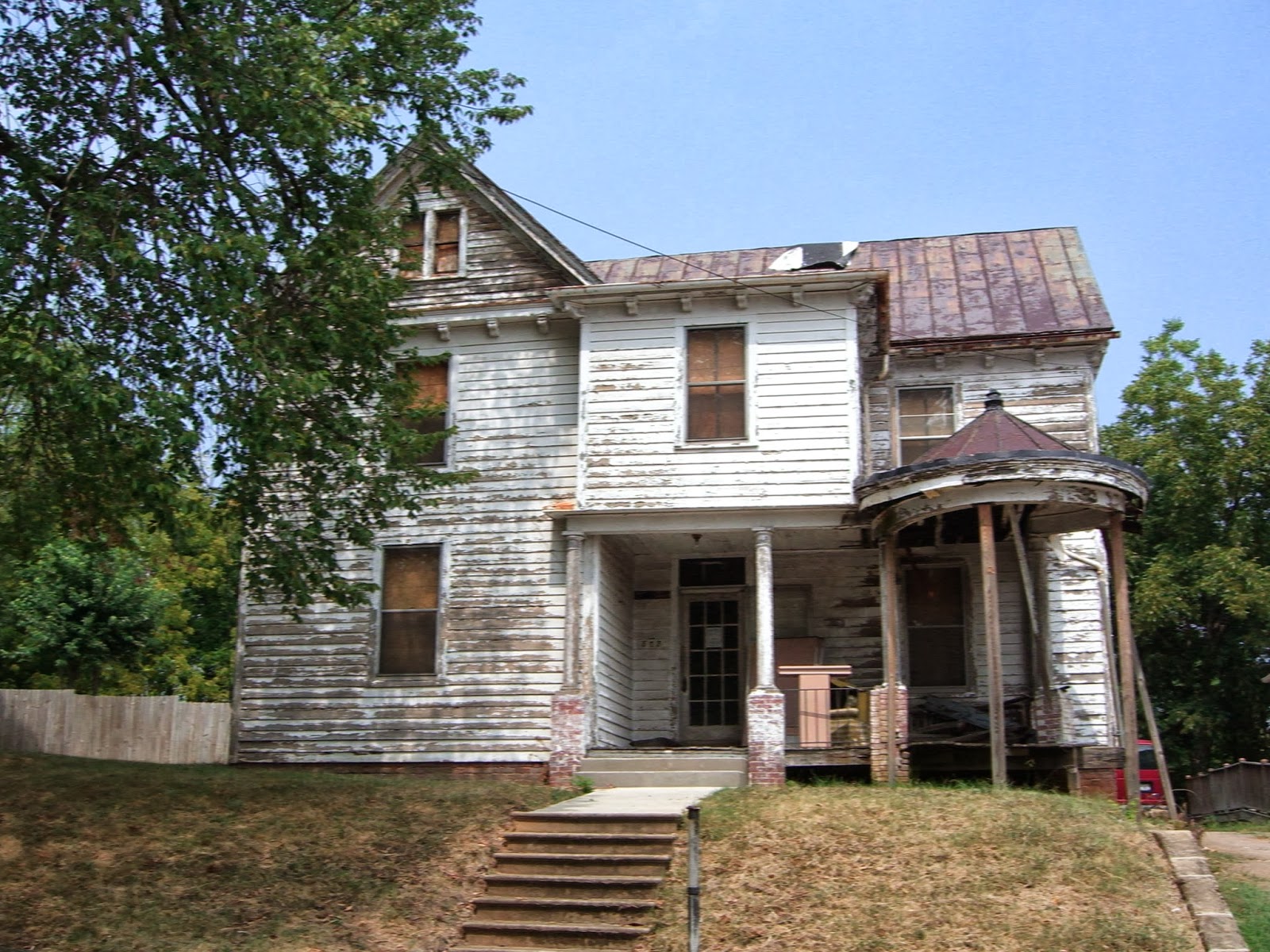 The Danville Experience: A Field Guide to Old House People