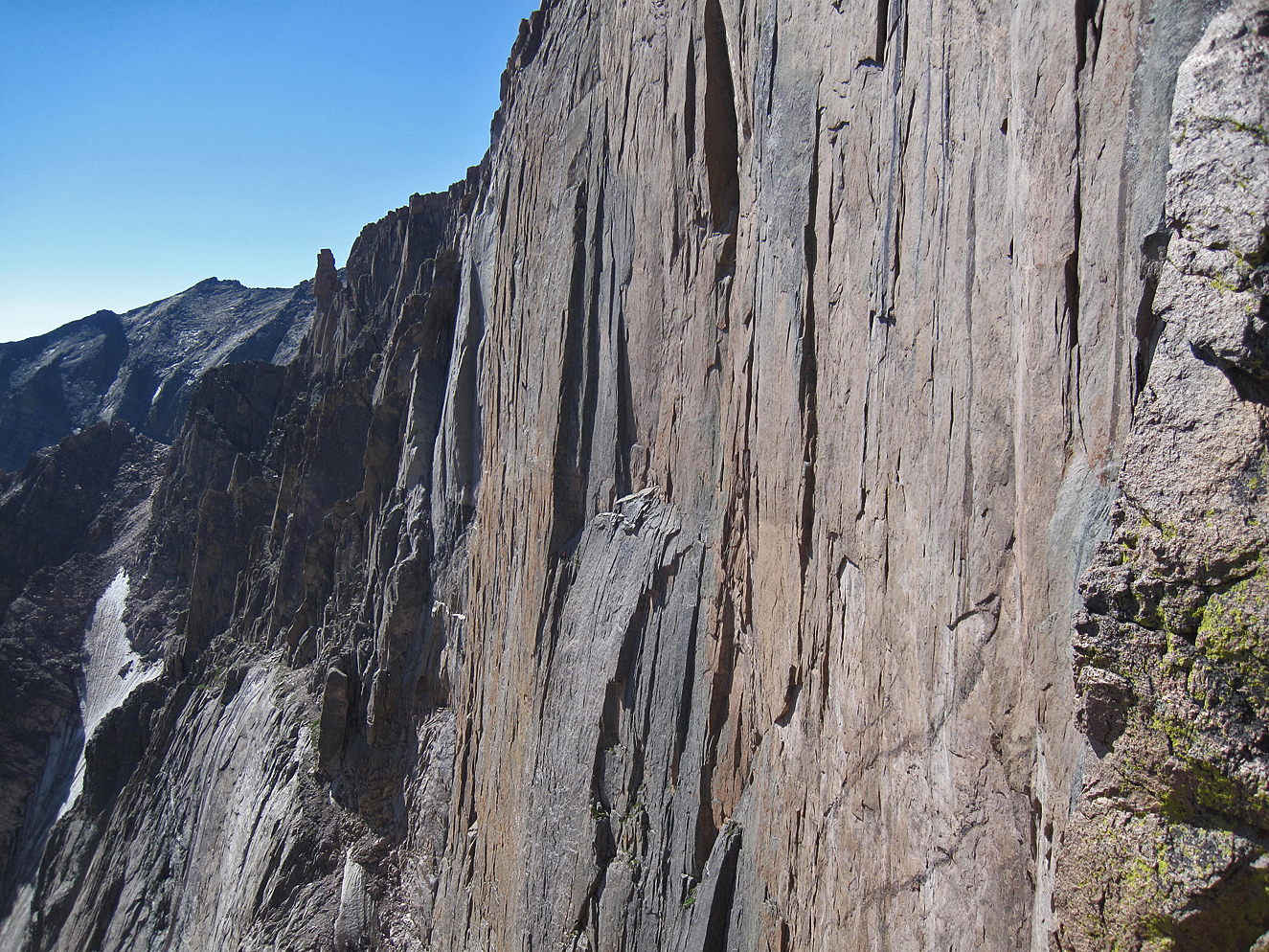 Colorado Mountaineering: FEATURED ROUTE: Longs Peak North Face (Old ...