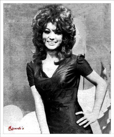 MUJERONES ESPECTACULARES: IRIS CHACON