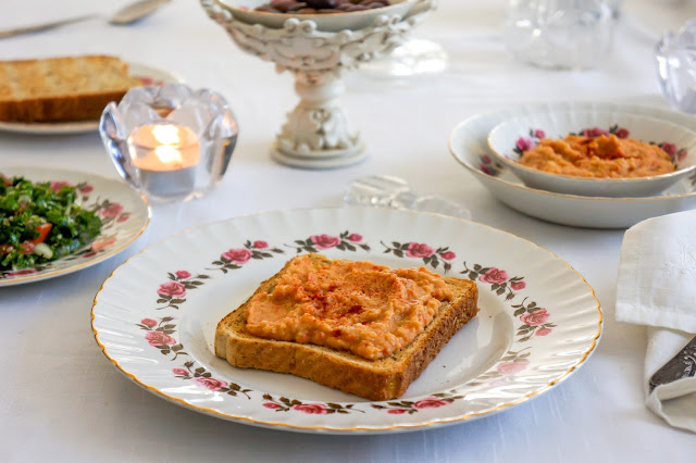 Red lentil and roasted red pepper pâté