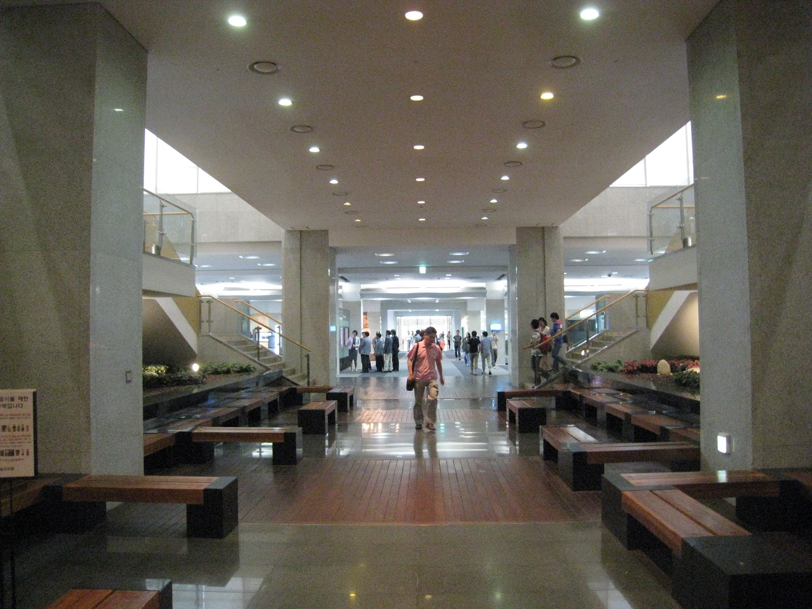 That's Life: Chapter 2 : Eyes on Yonsei University