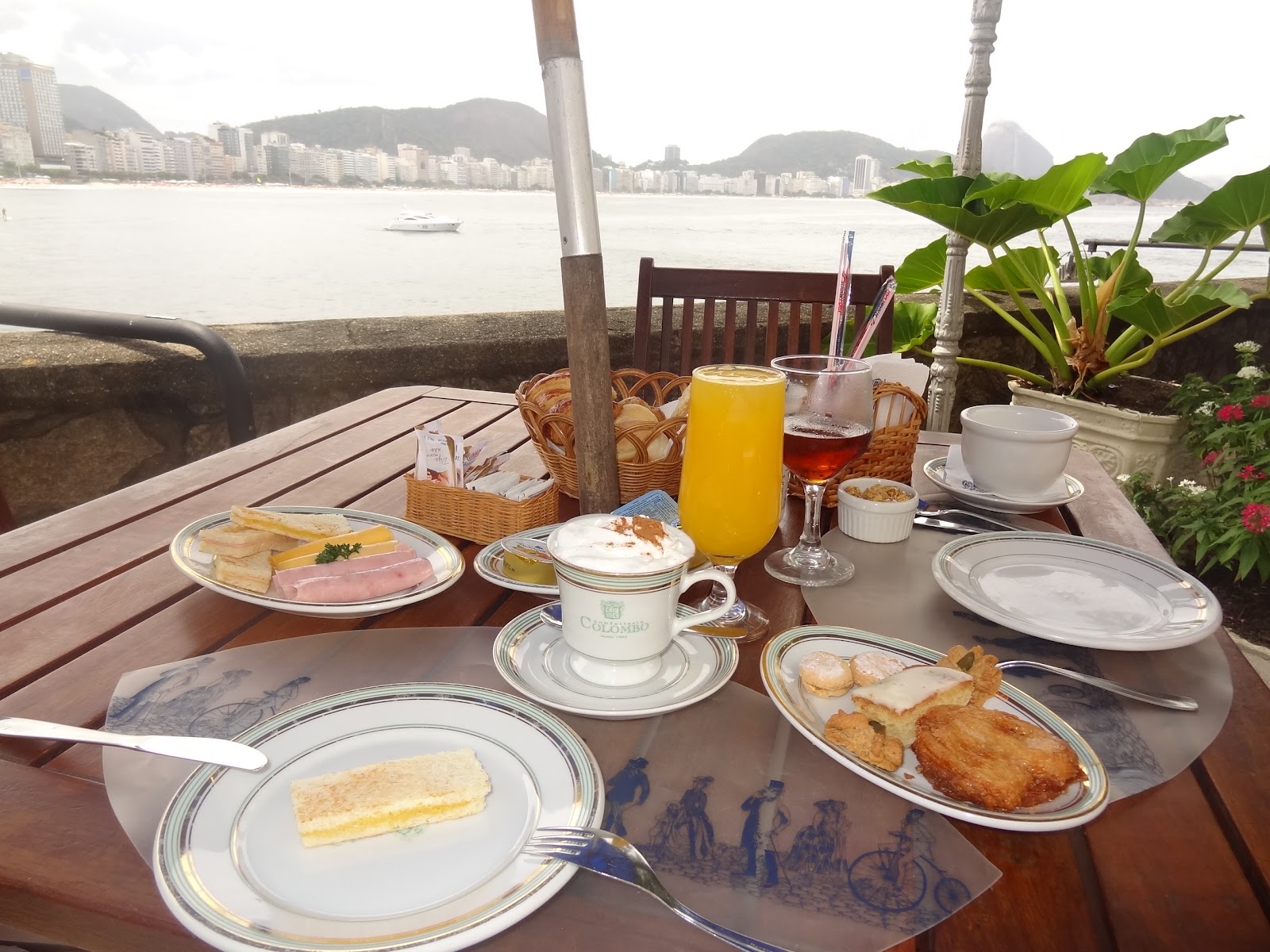 Rio de Janeiro: Confeitaria Colombo+Forte de Copacabana!! | Apaixonados ...