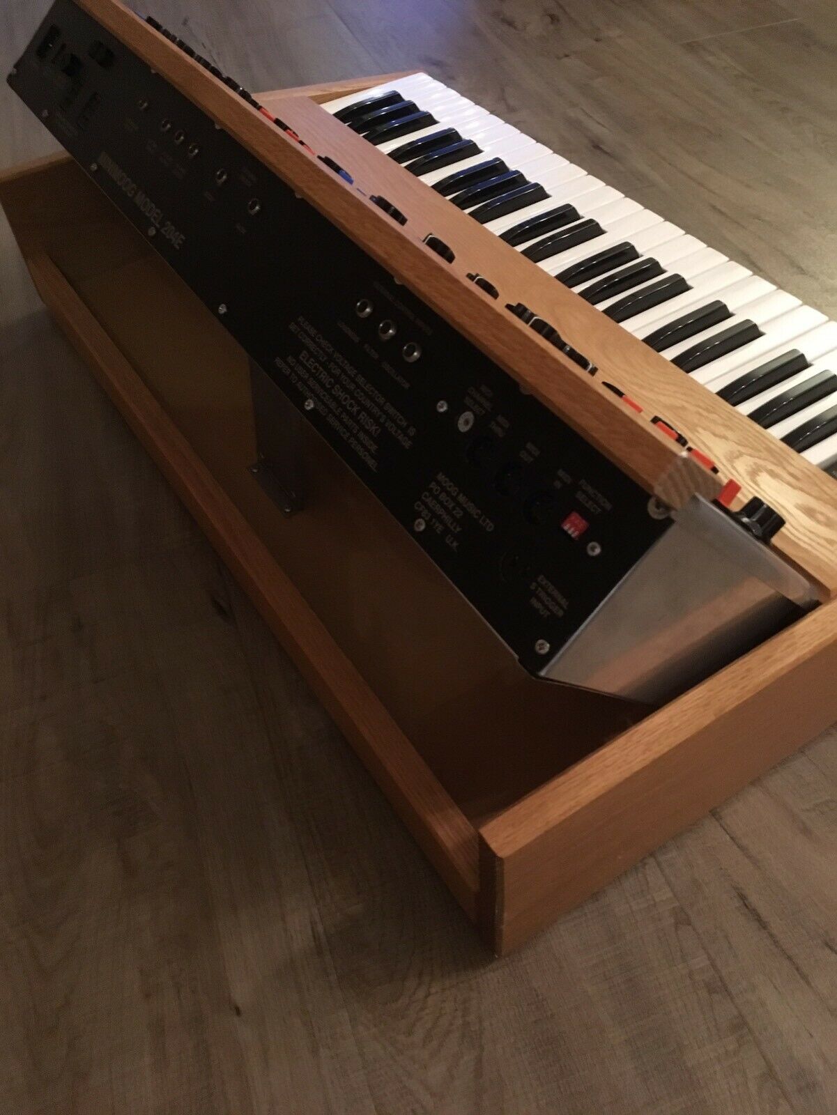 MATRIXSYNTH: The Rare Welsh Minimoog Model E Synthesizer
