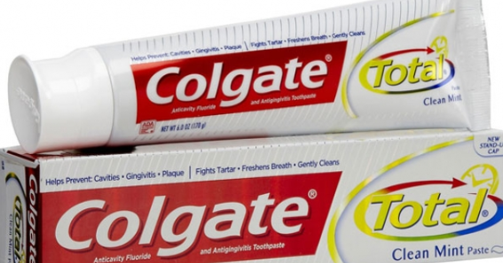 Colgate retirará el triclosán de algunos de sus protuctos,pero...¿Por qué?