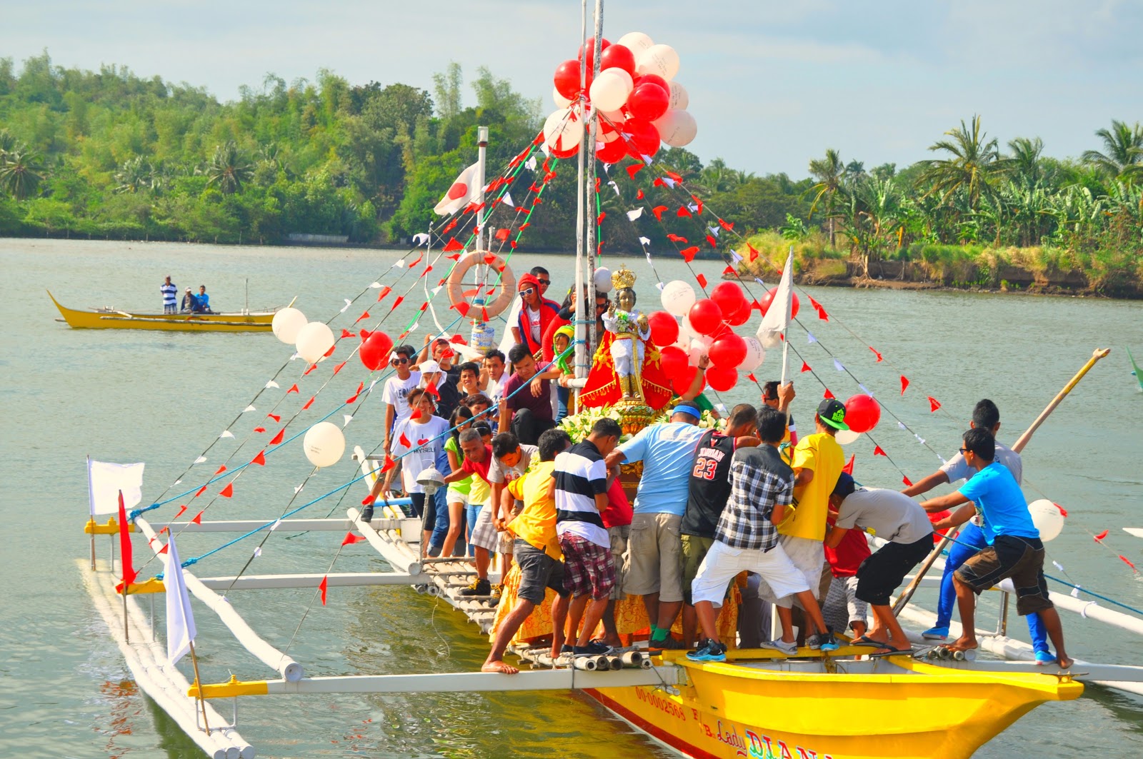 Dince's Chronicles: THE CARACOL FESTIVAL IN HONOR OF THE SANTO Niño de ...