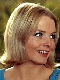 Carry On Blogging!: The Chayste Place Girls!