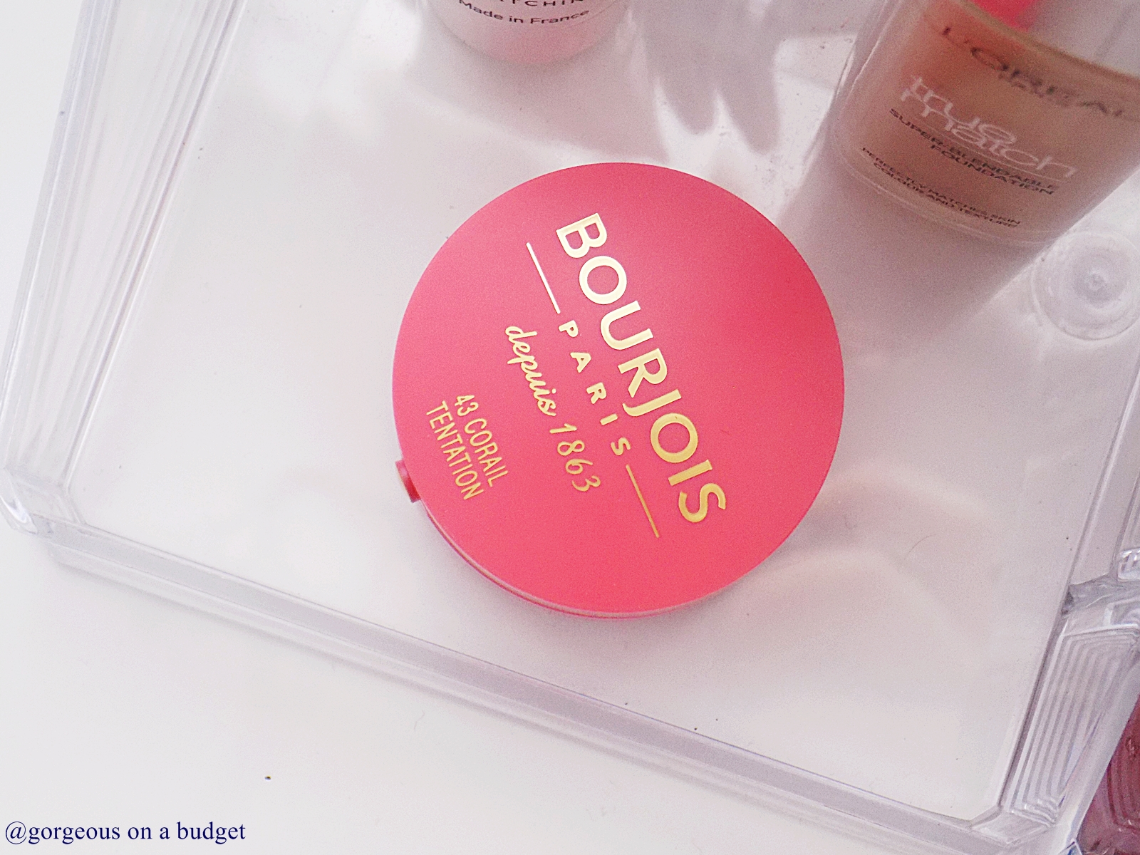 Bourjois rumenilo- 43 Coral Temptation - Gorgeous on a Budget