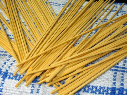 GALERI GAMBAR | Cungkil Lidi