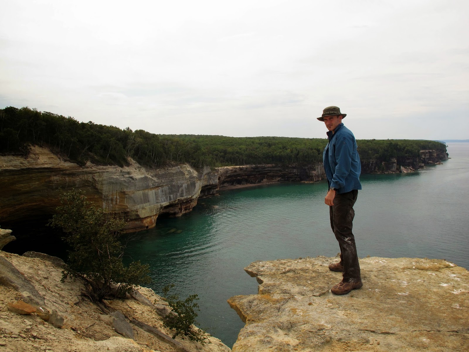 PICTURED ROCKS NATIONAL LAKESHORE LOOP TRIP & SHIPWRECKS - ADAM HAYDOCK