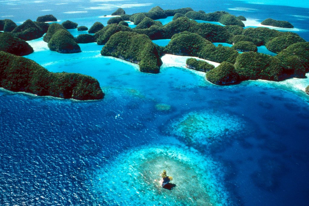 Micronesia - Travel guide - Exotic Travel Destination