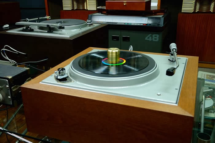 TWOGOODEARS - トゥーグッドイアーズ: Denon RP 26 turntable - Could we replicate a ...