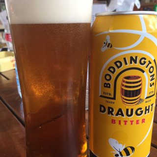 Bier+Randzaken Maart (1): Boddingtons Draught Bitter - Engeland
