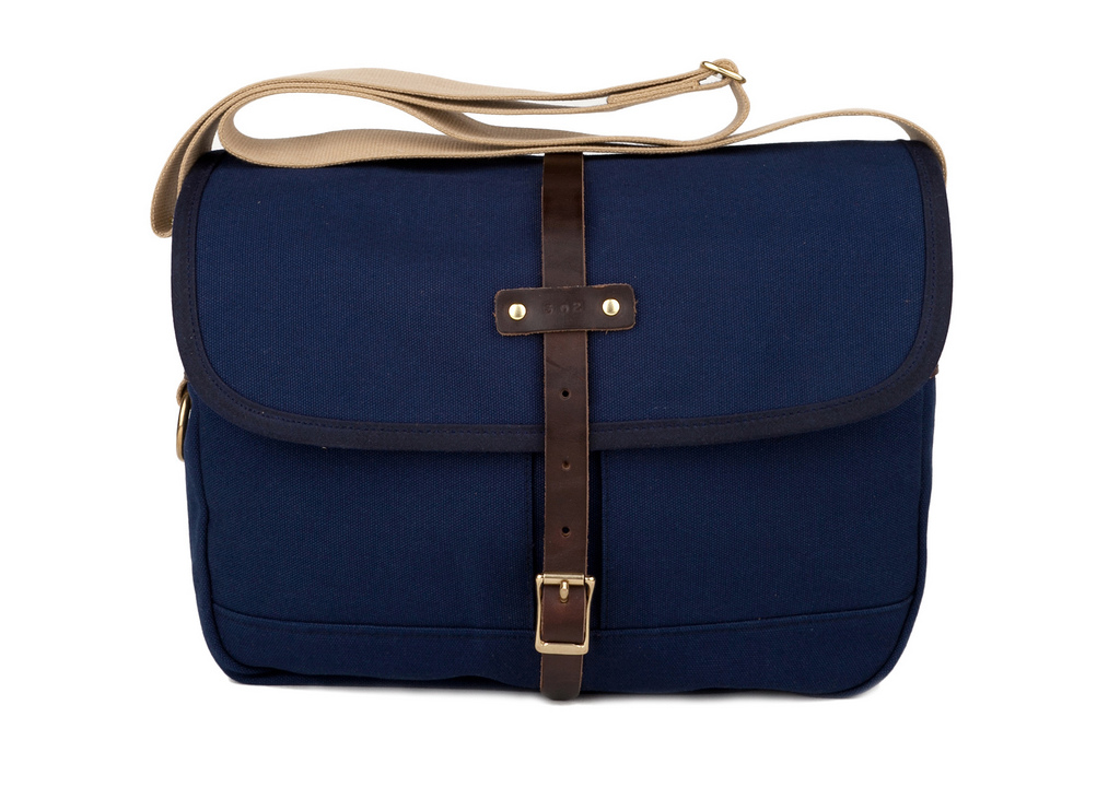 Release – Small Field Bags in Canvas Duck – Archival Clothing blog