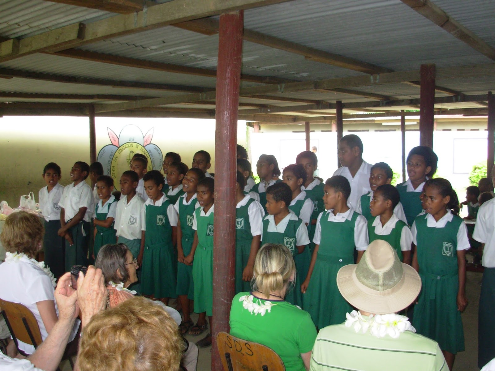 Genea-Musings: The Fiji School Visit in 2010 -- Post 421 for (Not So ...