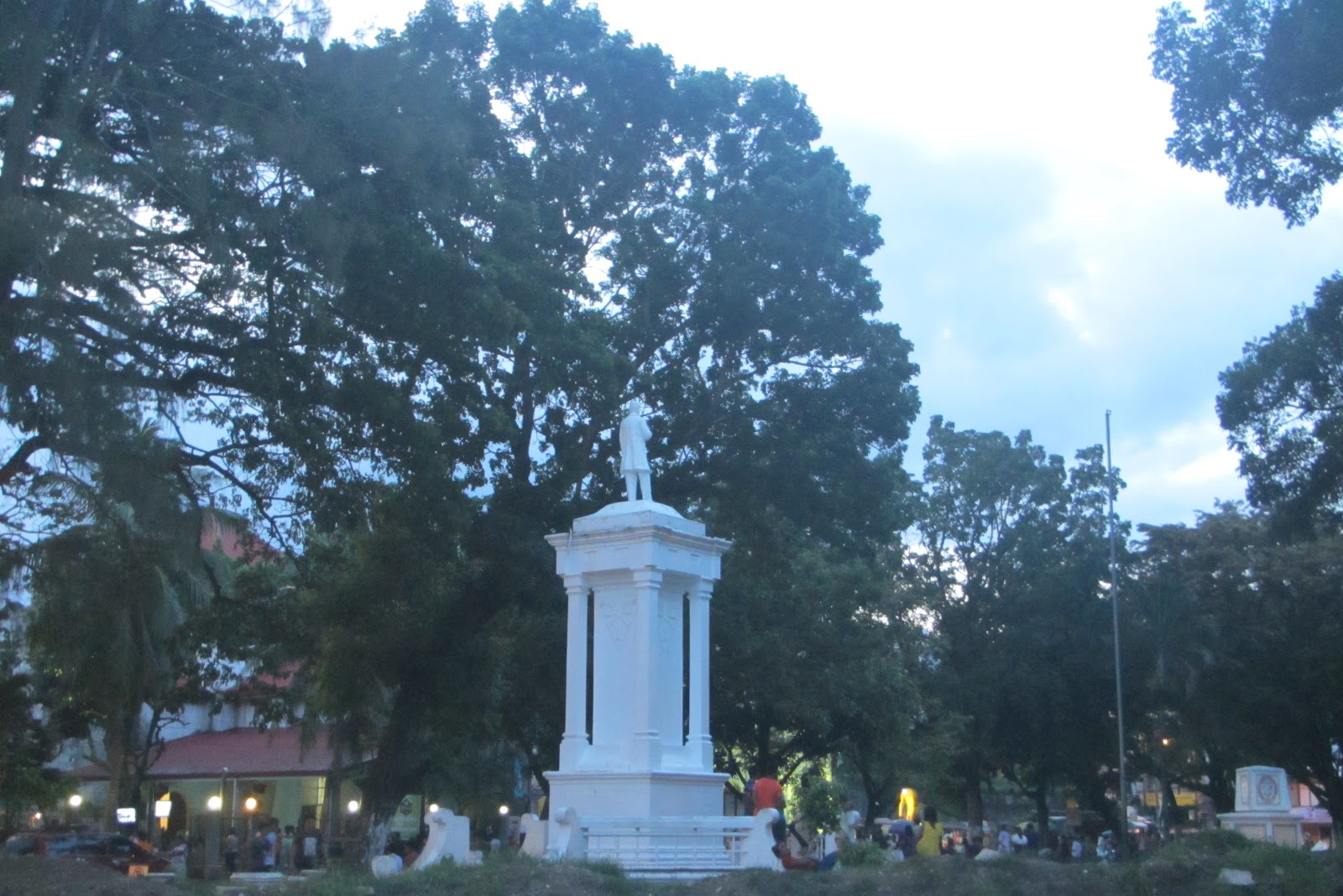 LEXICAL CROWN: A GLIMPSE OF MAASIN CITY